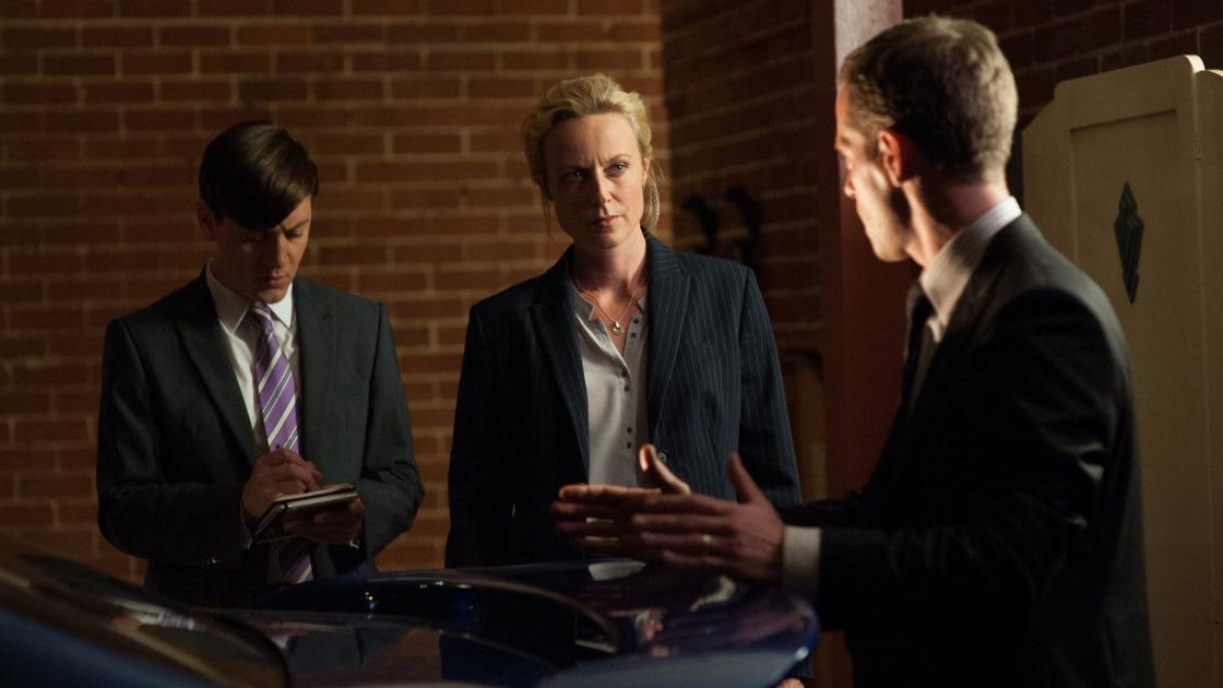 Janet King - S1E2 - Every Contact Leaves a Trace | Knowledge.ca